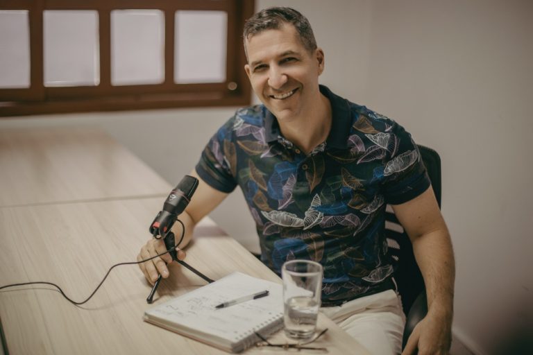 Bio of David Greenberg, Creator of FreedomVibe.art